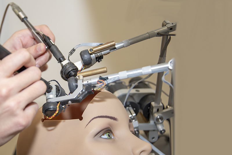 Virtual simulator: The future of surgical training OR | McGill ...