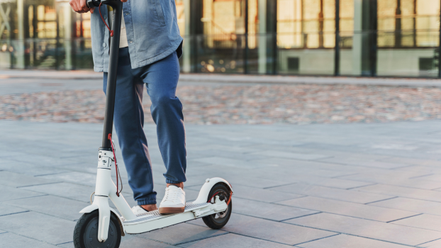 Electric scooters: As Quebec’s pilot project ends, serious injuries ...